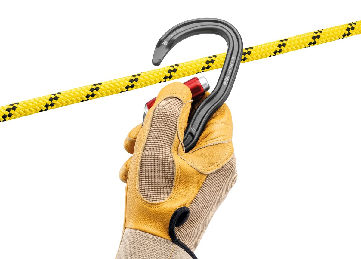 Petzl Vertigo Twist-Lock – MTN SHOP